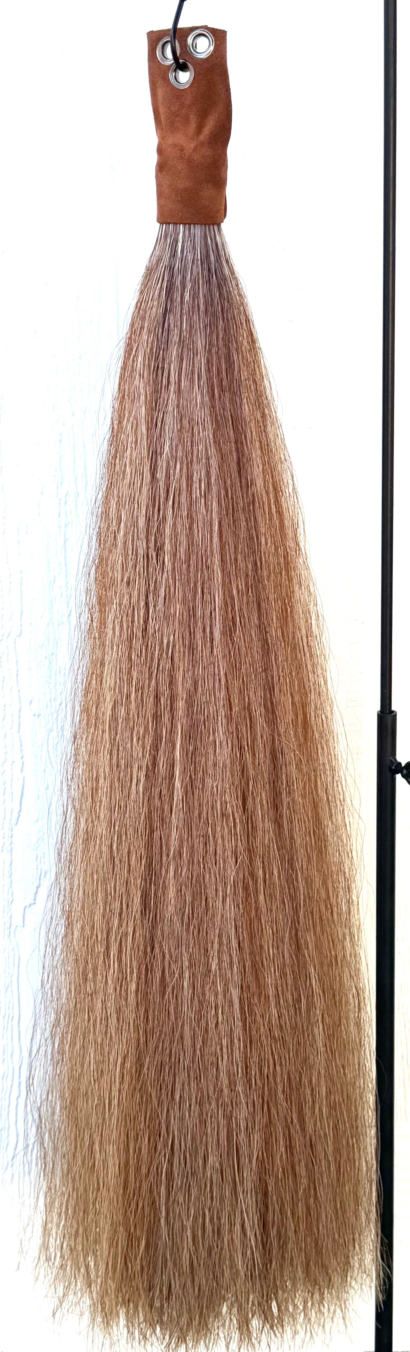 Medium Sorrel Flaxen Tail Extension, 38”, 2 Lbs, Weight Setup